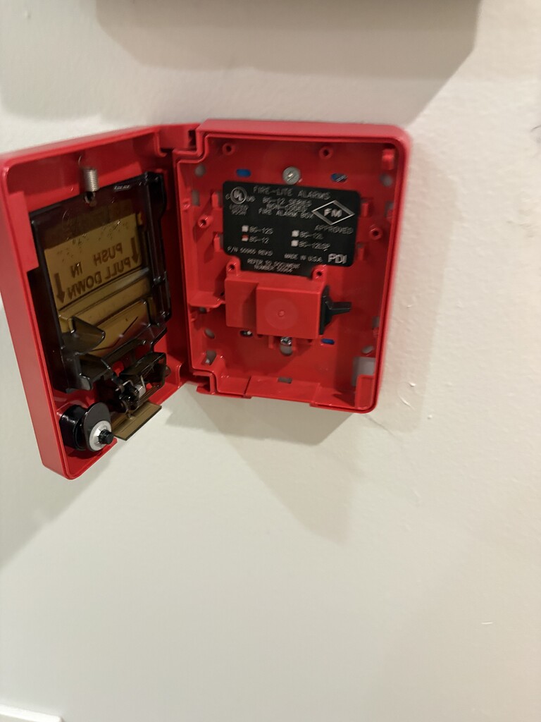 Possible rare 1st gen bg-12? - Fire Alarms - The Fire Panel Forums